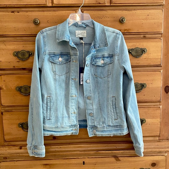 Universal Thread | Jackets & Coats | Universal Thread Light Wash Jean ...